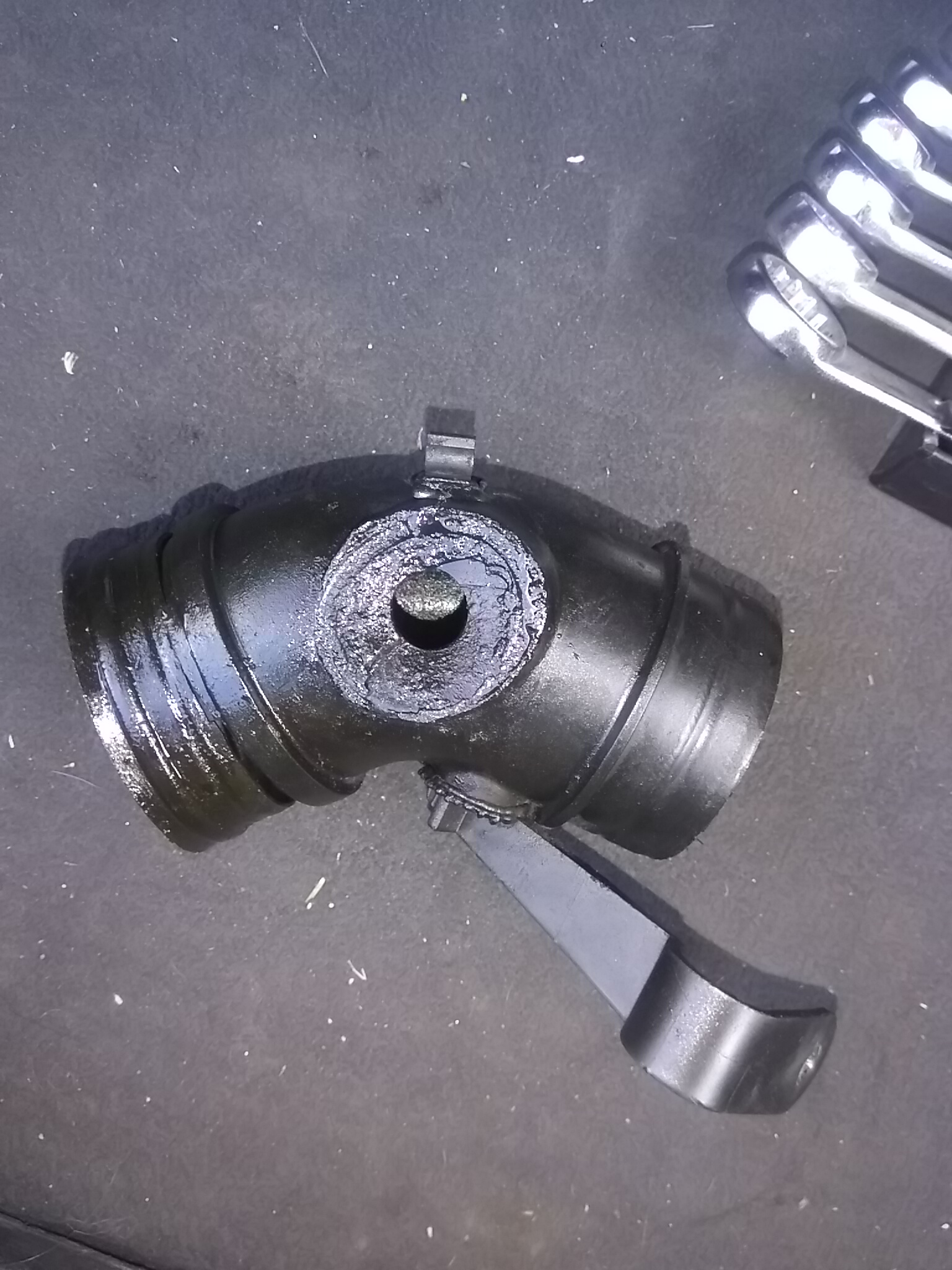 Looking for Air guide part - Audi A4 (B5) Forum - Audi Owners Club (UK)